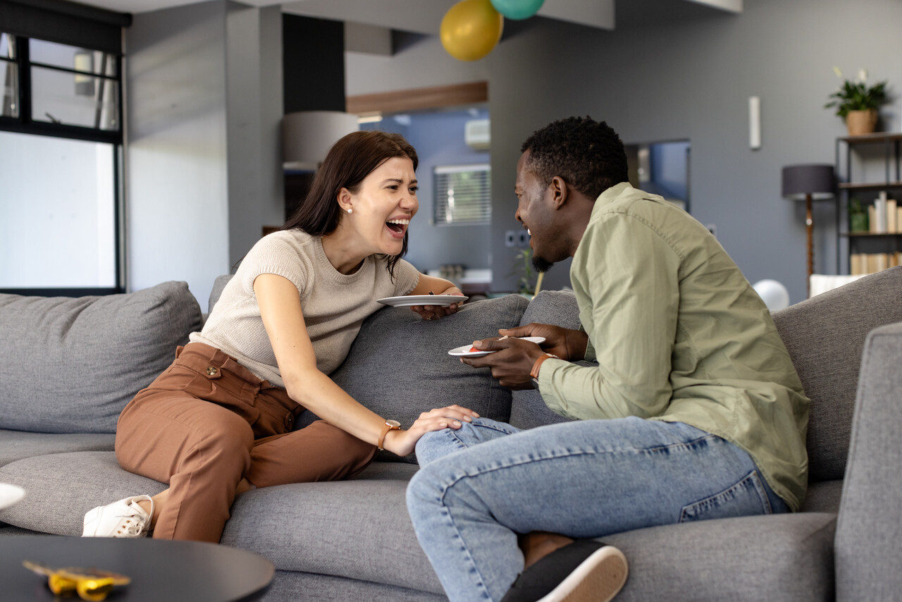 Viral “Bird Theory” Claims Most People Share One Weird Trait – The ...