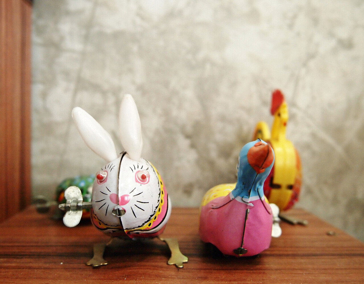 9 Tin Toys and Wind-Up Wonders That Defined 1950s Playtime – The ...