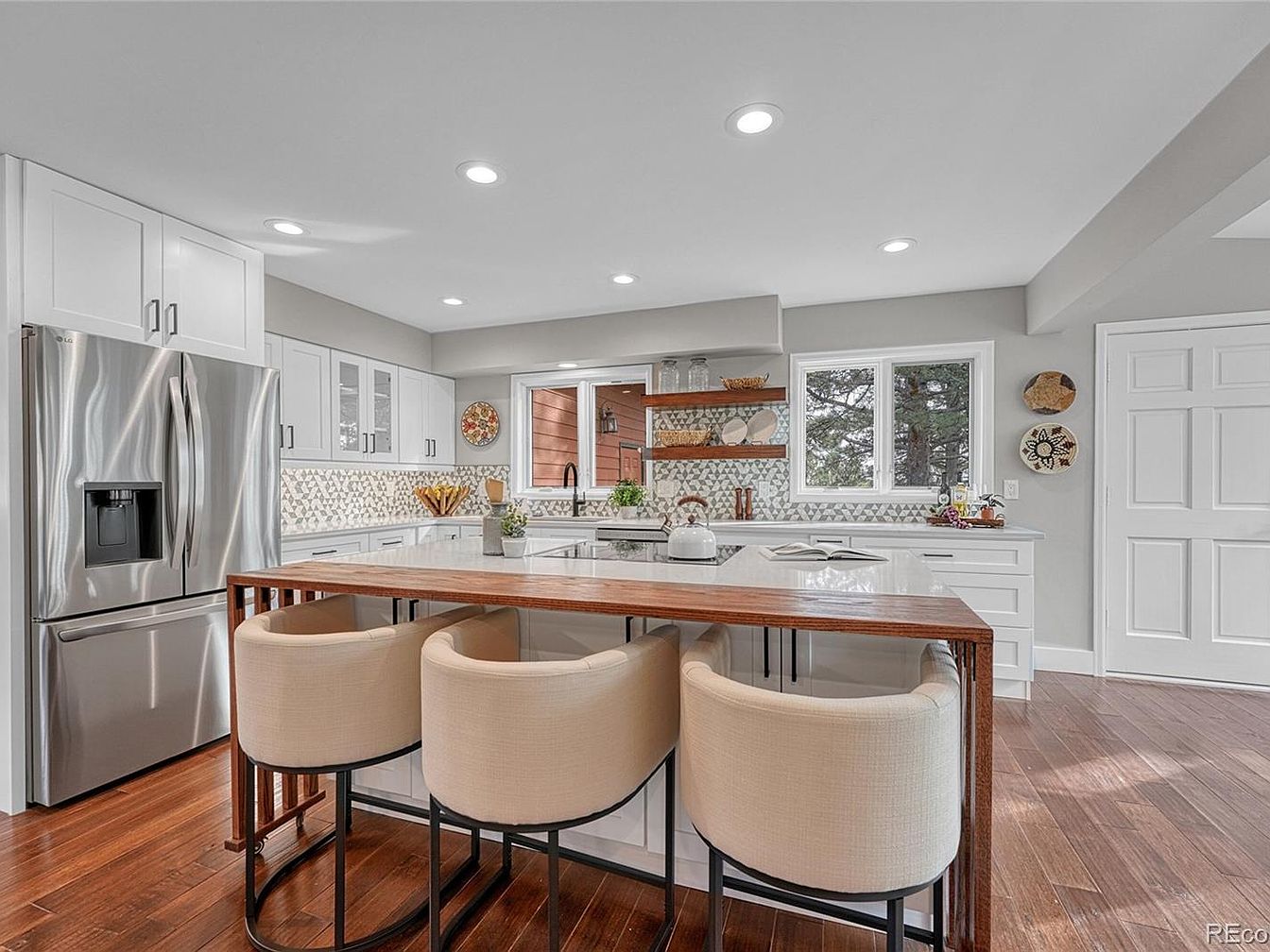 1983 Mountain Retreat in Golden, Colorado, Featuring Custom-Built ...