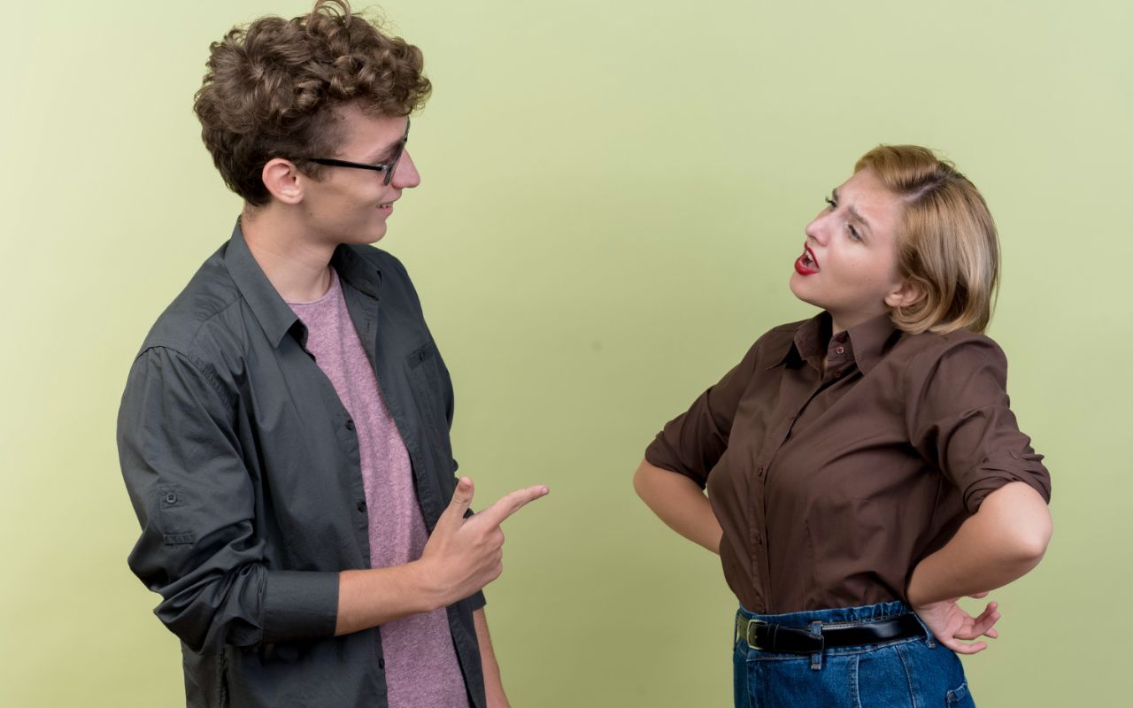 11 Phrases People Use When They’re Manipulating You – The Anxious Adult